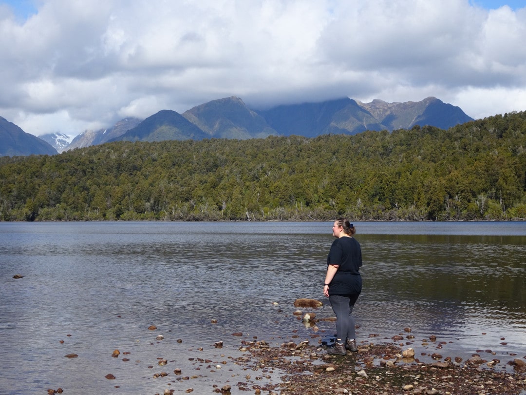 Lake Matheson Loop Walk: Easy & Beautiful Track In Fox Glacier